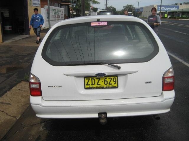 2004 Ford Falcon Station Wagon – Ford Pro Wreckers