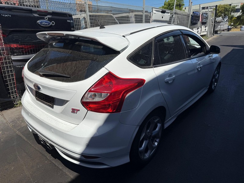 Wrecking 2013 Ford Lw Focus St For Parts Only – Ford Pro Wreckers